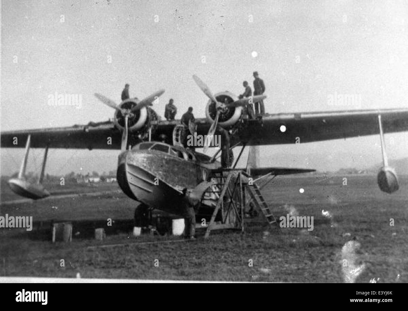 The Sikorsky S-43, an amphibious aircraft used during World War II ...