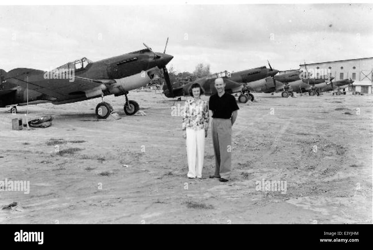 Flying tigers plane hi-res stock photography and images - Alamy