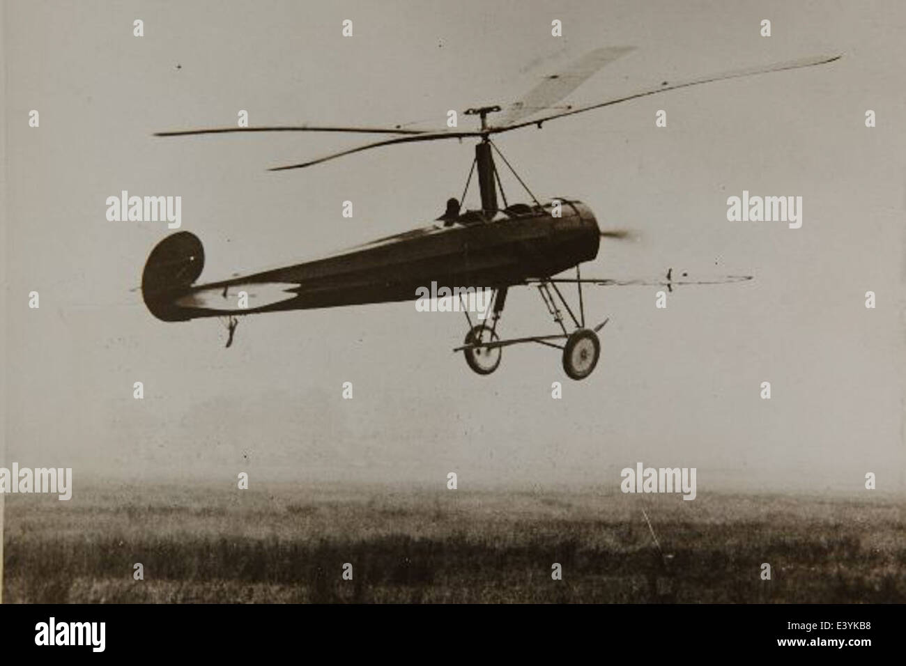 Cierva with autogyro hi-res stock photography and images - Alamy