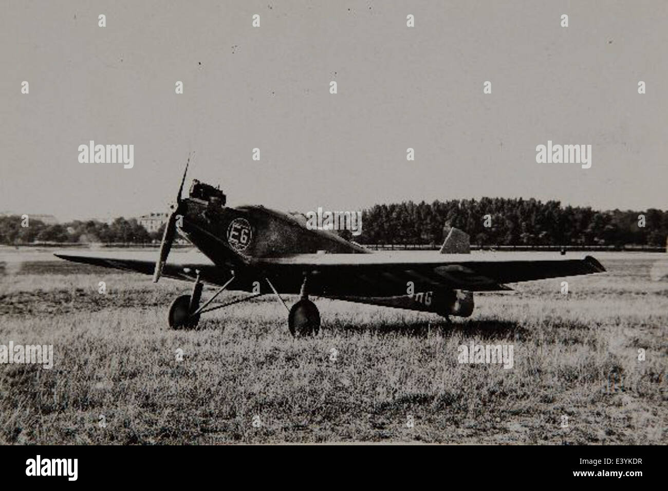 A photograph of the Caudron 193, a French aircraft used in the 1930s ...