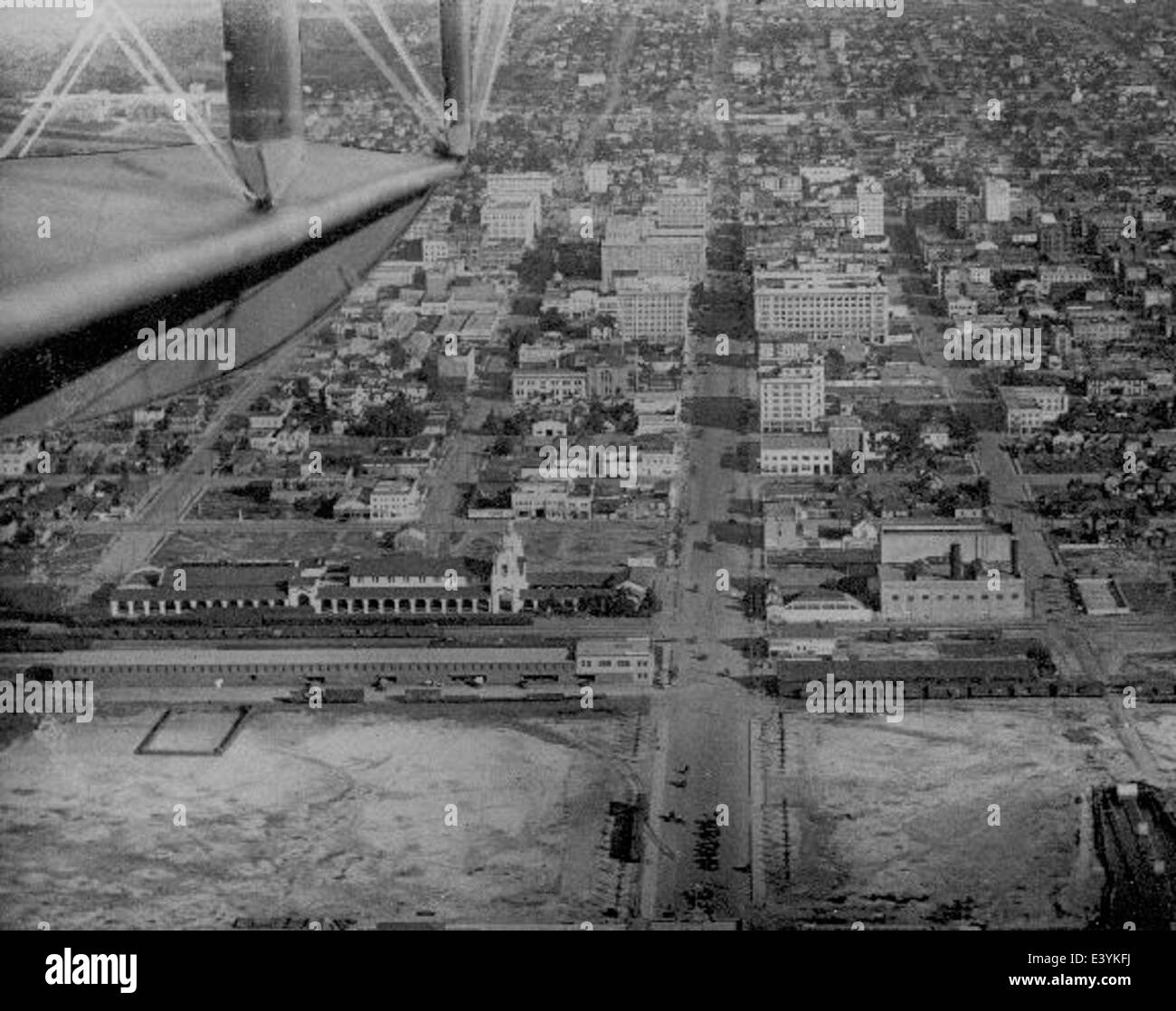 A 1918 image of Charles Lindbergh, taken at the San Diego Air and Space ...