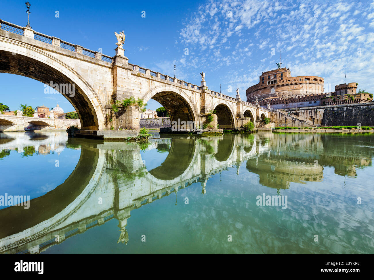Rome bridge hi-res stock photography and images - Alamy