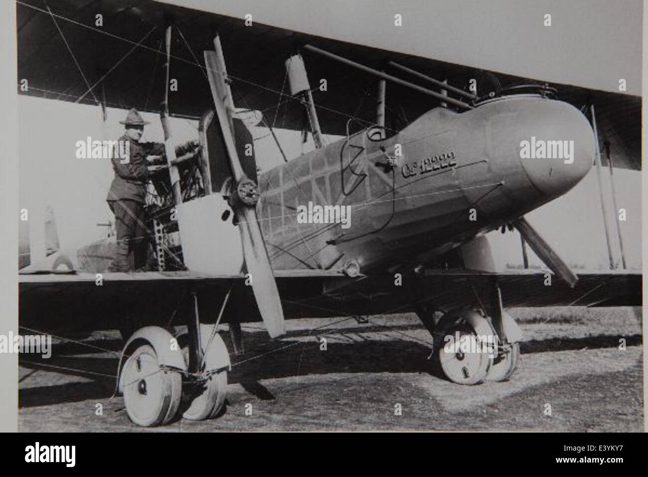 A historical photograph of the Caproni Ca. 5, an Italian bomber ...