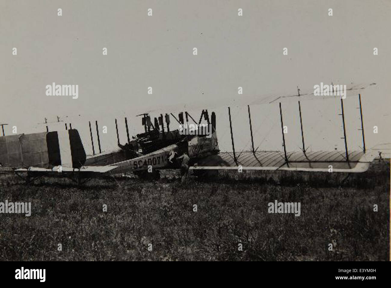 The photograph features the Caproni Ca.5, a World War I Italian bomber ...