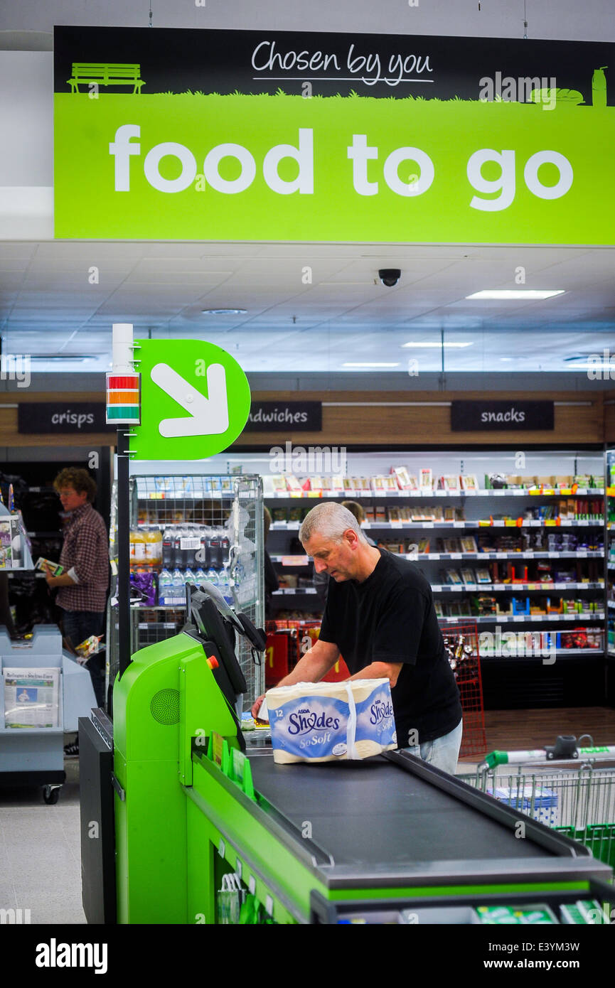Man using self-service till at asda supermarket 2014 Stock Photo - Alamy