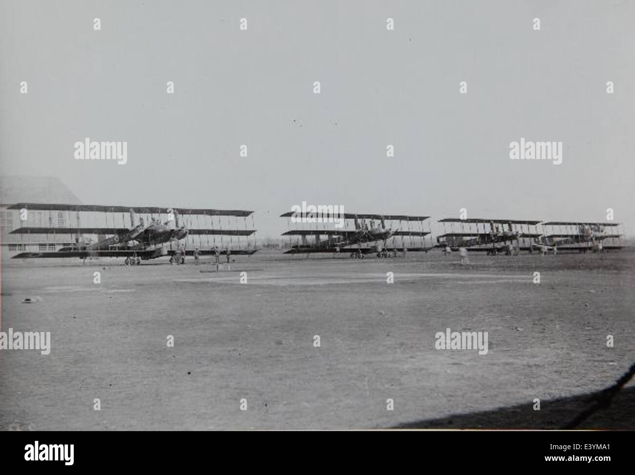 A photograph of the Caproni Ca 52, an Italian bomber aircraft displayed ...