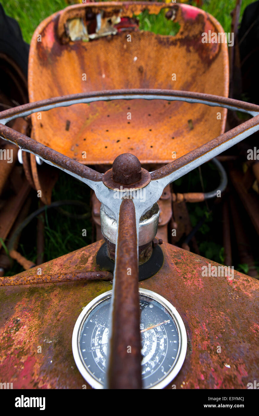 Old tractor gauges hi-res stock photography and images - Alamy