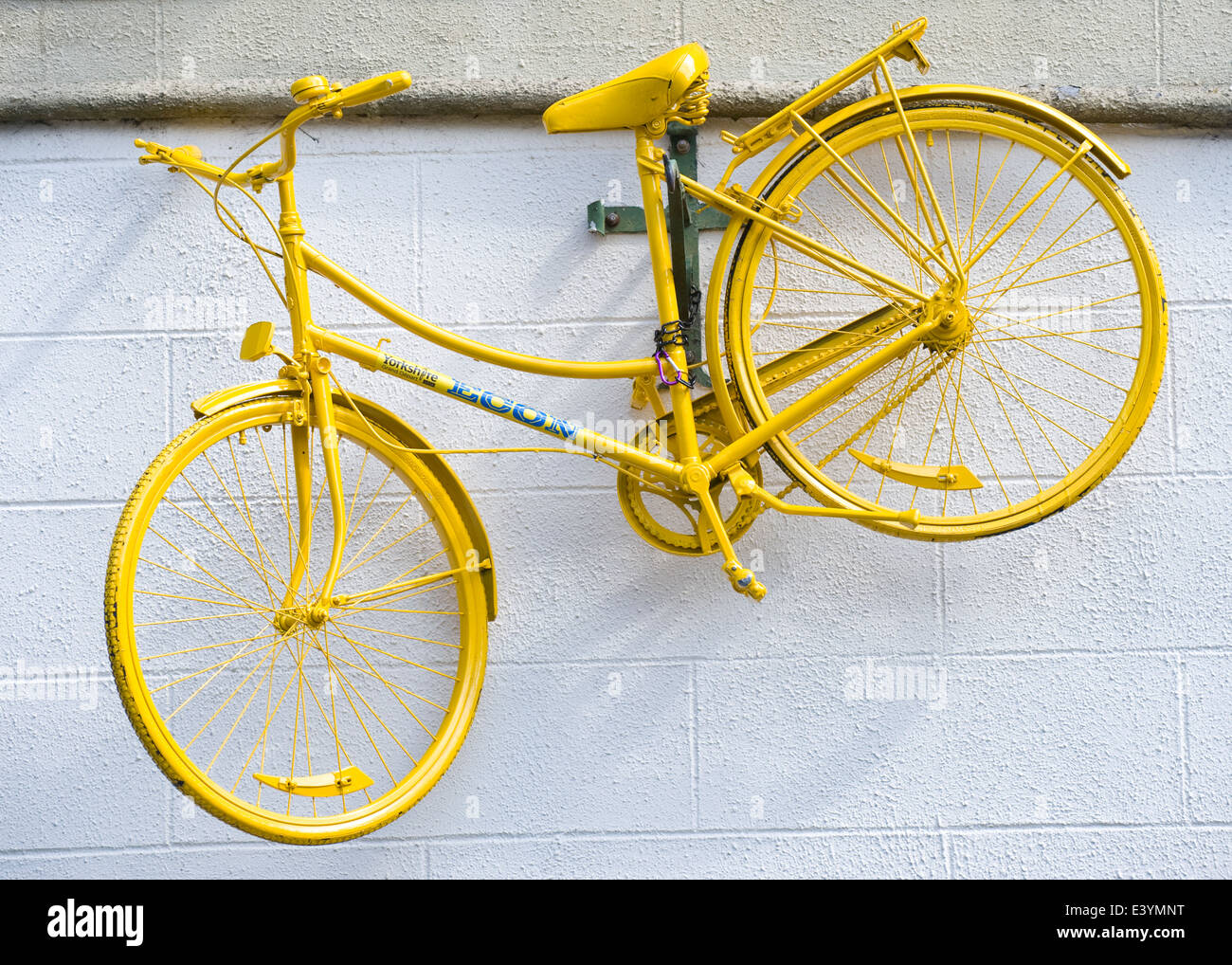 yellow bike, Knaresborough, Harrogate, North Yorkshire, Tour de France ...