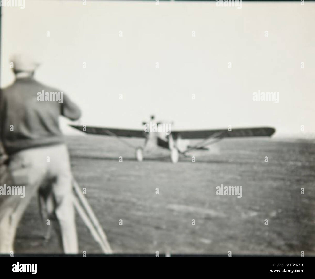 W2s hi-res stock photography and images - Alamy
