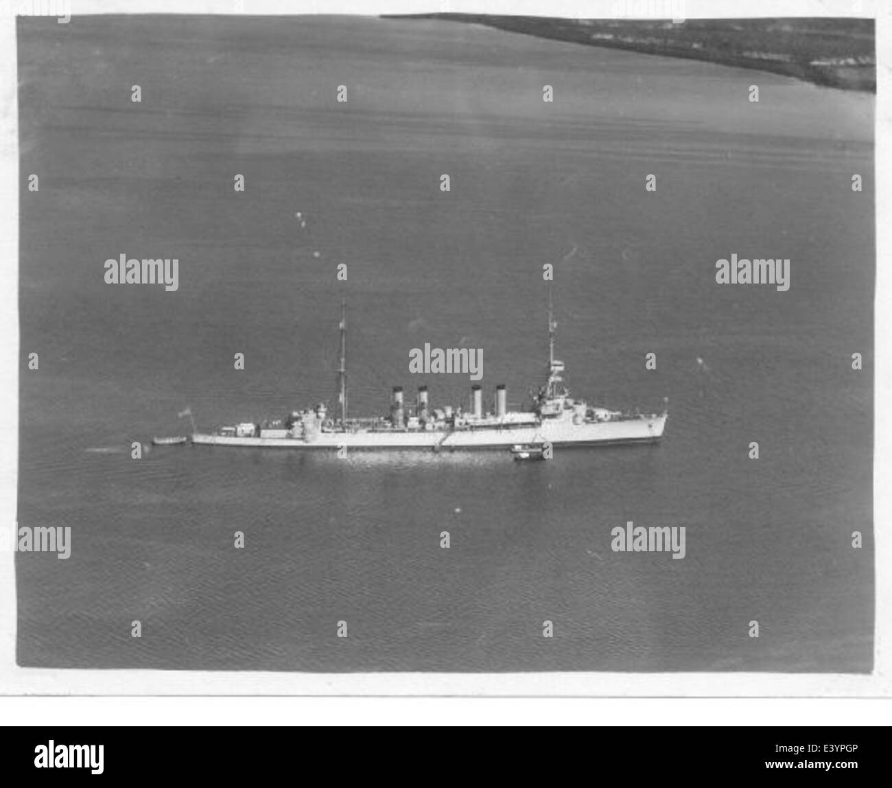 A photograph of an Omaha-class cruiser, showcasing its design and ...