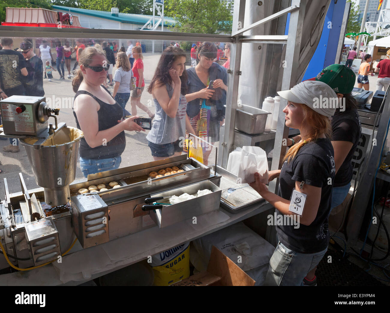 People enjoying Summerfest in Milwaukee, Wisconsin, USA Stock Photo - Alamy