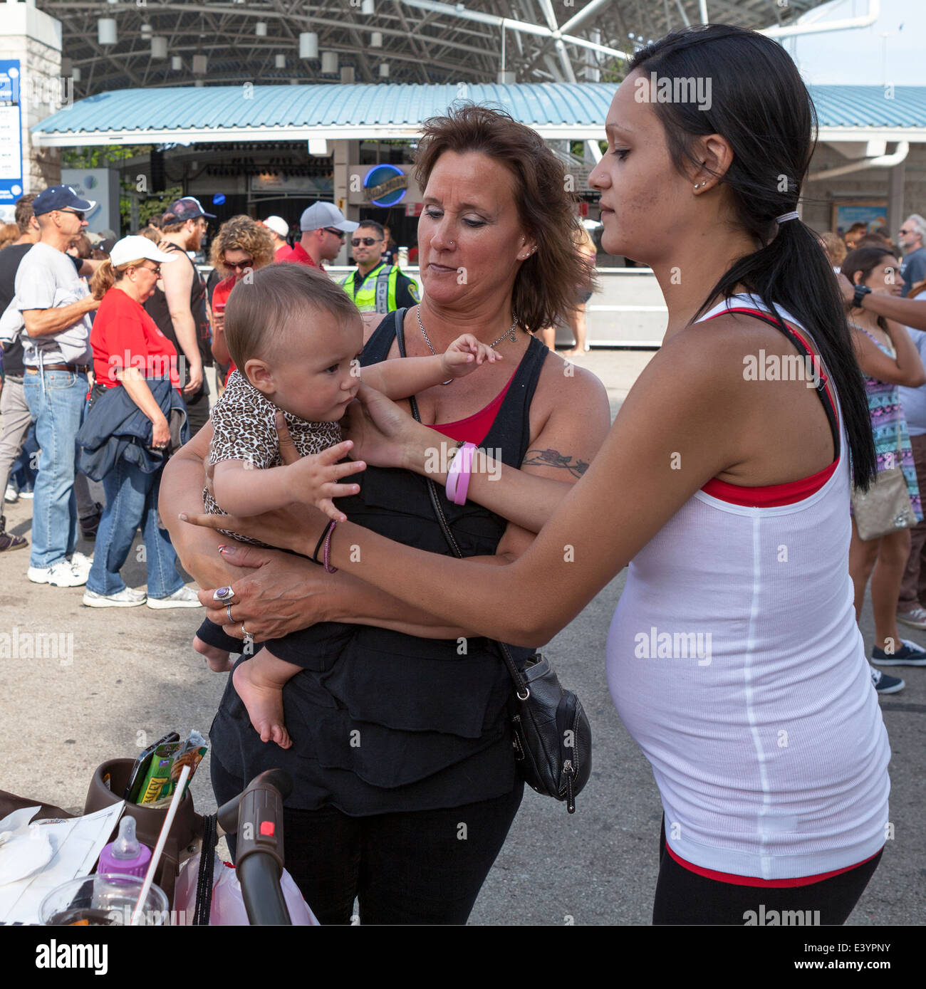 People enjoying Summerfest in Milwaukee, Wisconsin, USA Stock Photo - Alamy