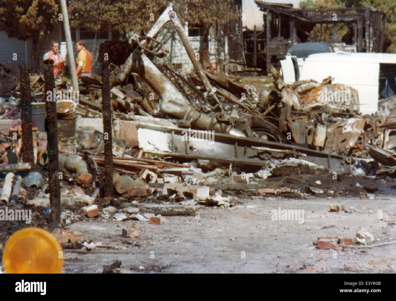A Pacific Southwest Airlines Boeing 727-214 aircraft, tail number ...