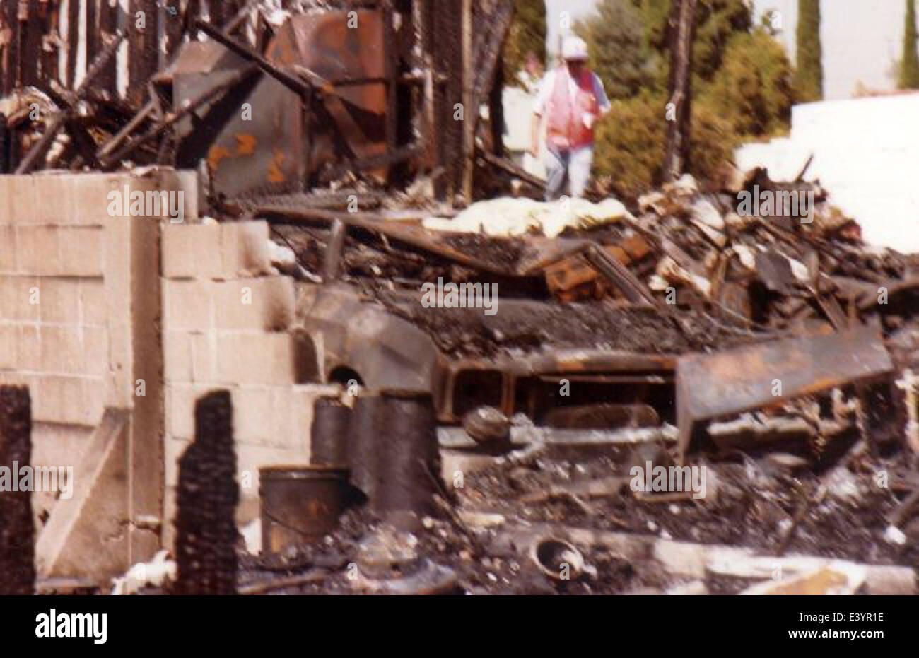 A photograph related to the PSA Flight 182 crash involving a Boeing 727 ...
