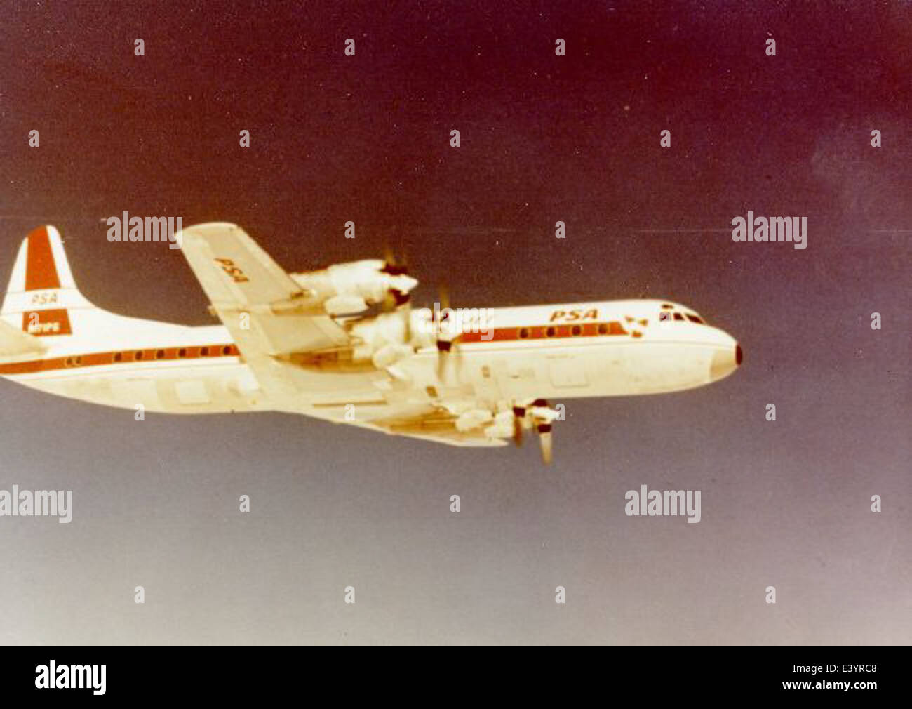 Psa flight attendant hi-res stock photography and images - Alamy