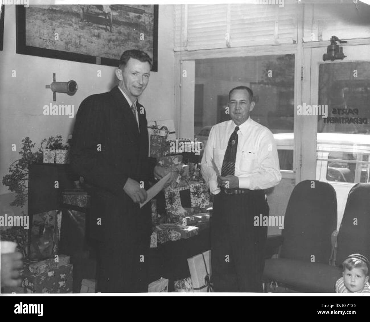 CHARLES BABB & LAWRENCE (AL) PHELAN, BABB'S CHIEF PILOT Stock Photo - Alamy