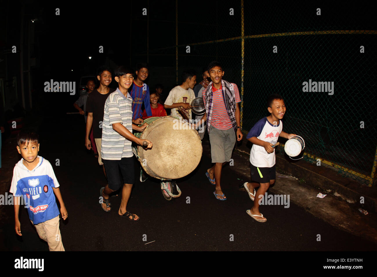 Bintan, Indonesia. 1st July, 2014. JULY 2: Indonesia Muslims called ...
