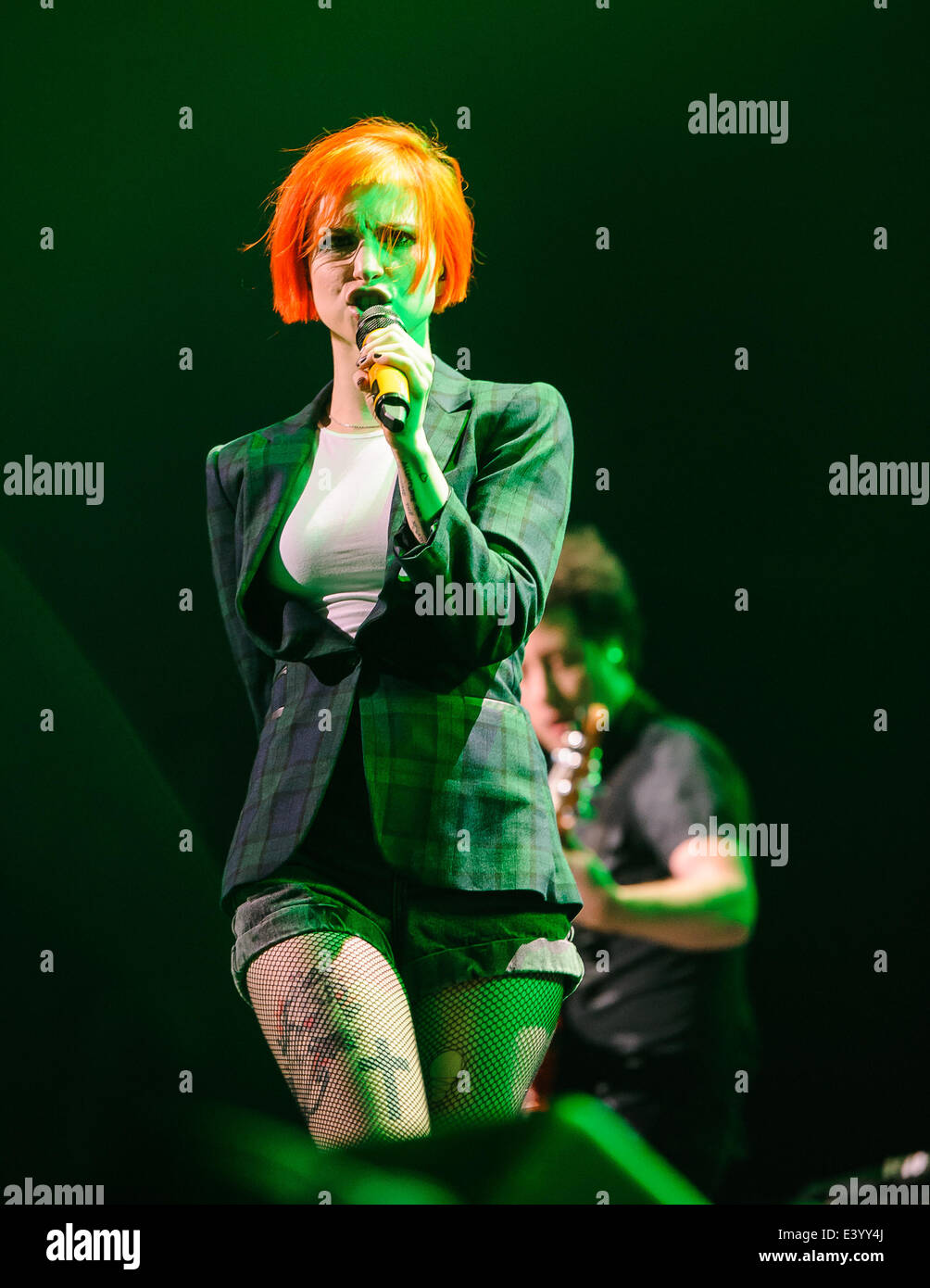 Q102's Jingle Ball 2013 at Wells Fargo Center Featuring: Hayley ...