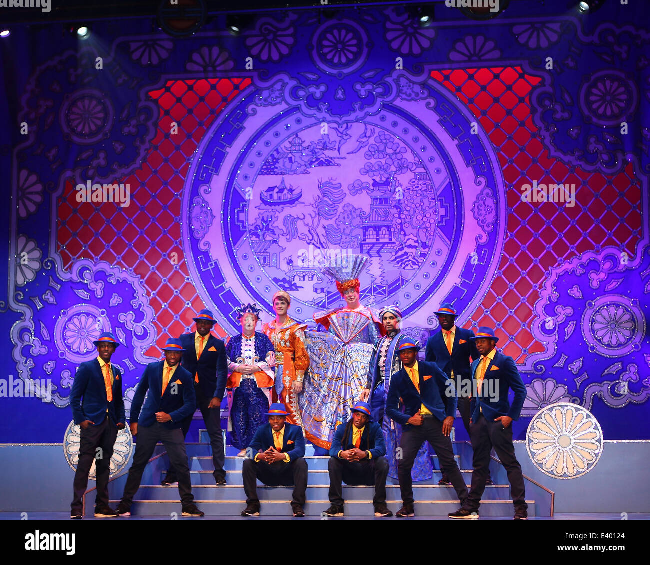 The cast of the New Wimbledon Theatre's 2013 pantomime Aladdin ...