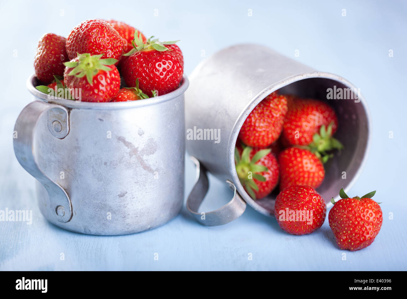 Rustic strawberry hi-res stock photography and images - Alamy