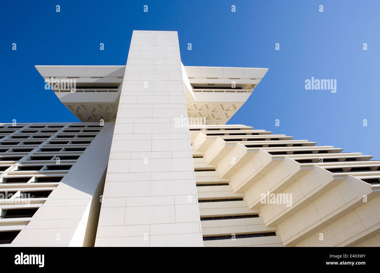 Qatar, Doha, architectures of an elegant hotel Stock Photo - Alamy