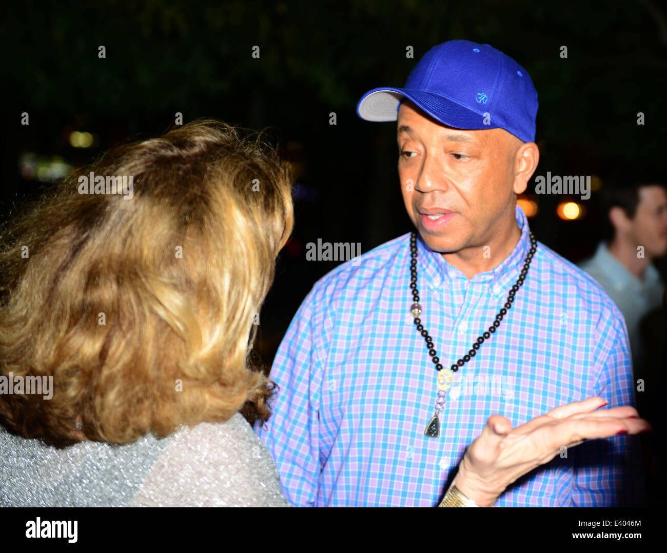 Victor Matthews' debut sculpture 'Garden' with the collaboration of ...