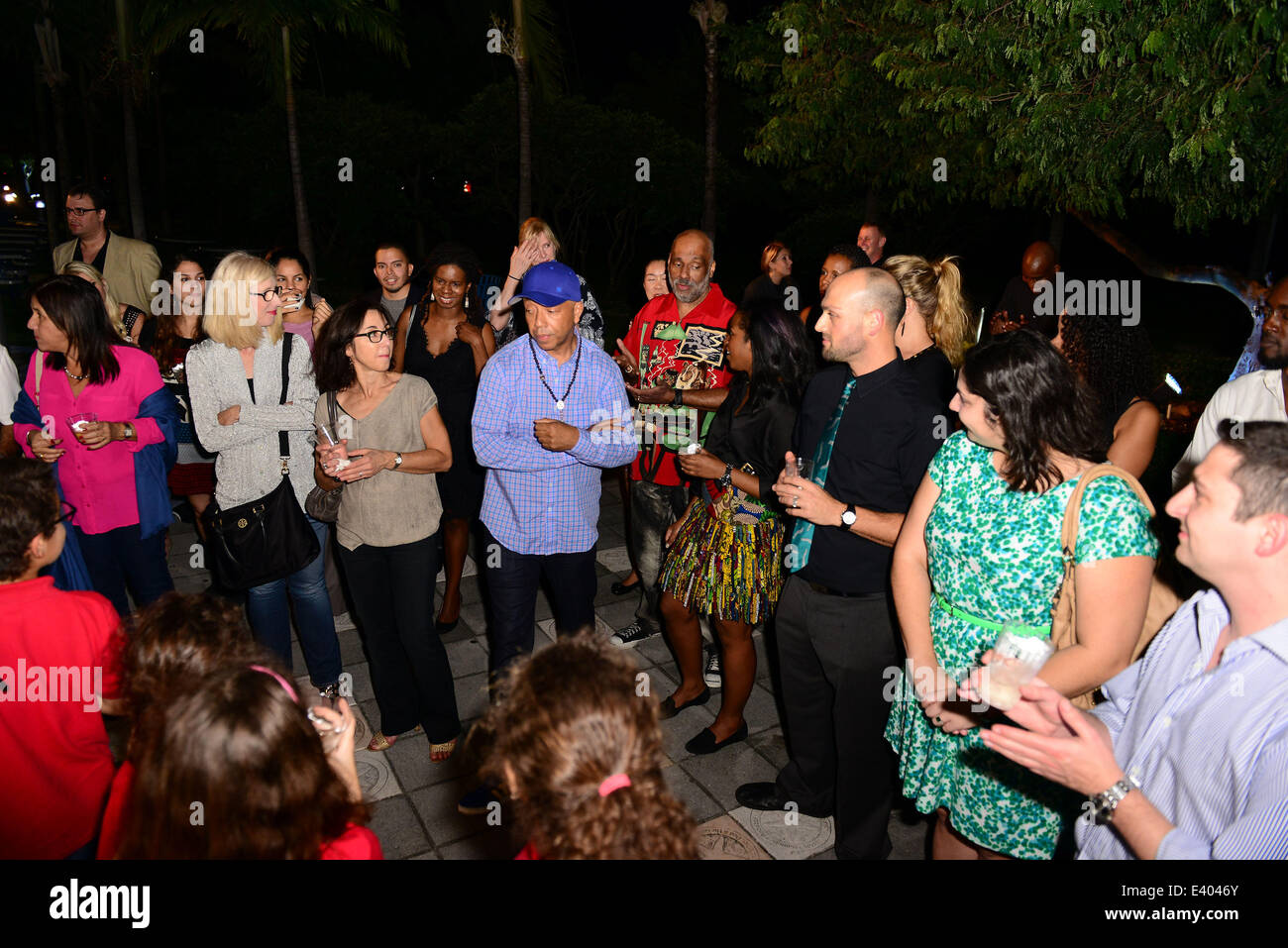 Victor Matthews' debut sculpture 'Garden' with the collaboration of ...