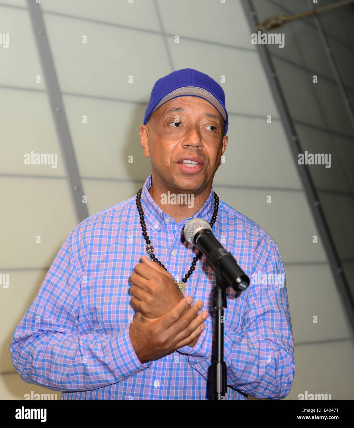 Victor Matthews' debut sculpture 'Garden' with the collaboration of ...