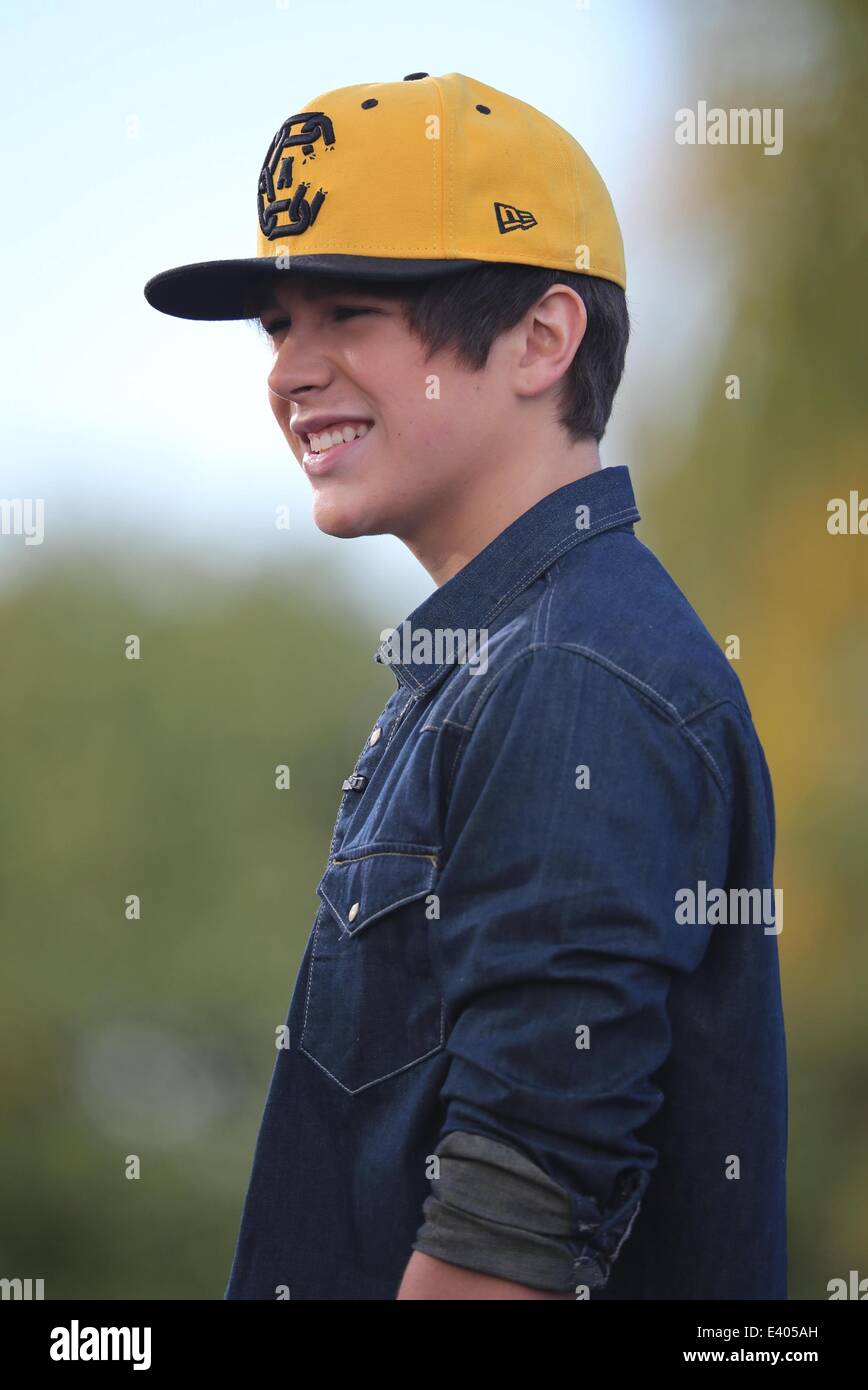 Austin Mahone appears on Extra at the Grove Featuring: Austin Mahone ...