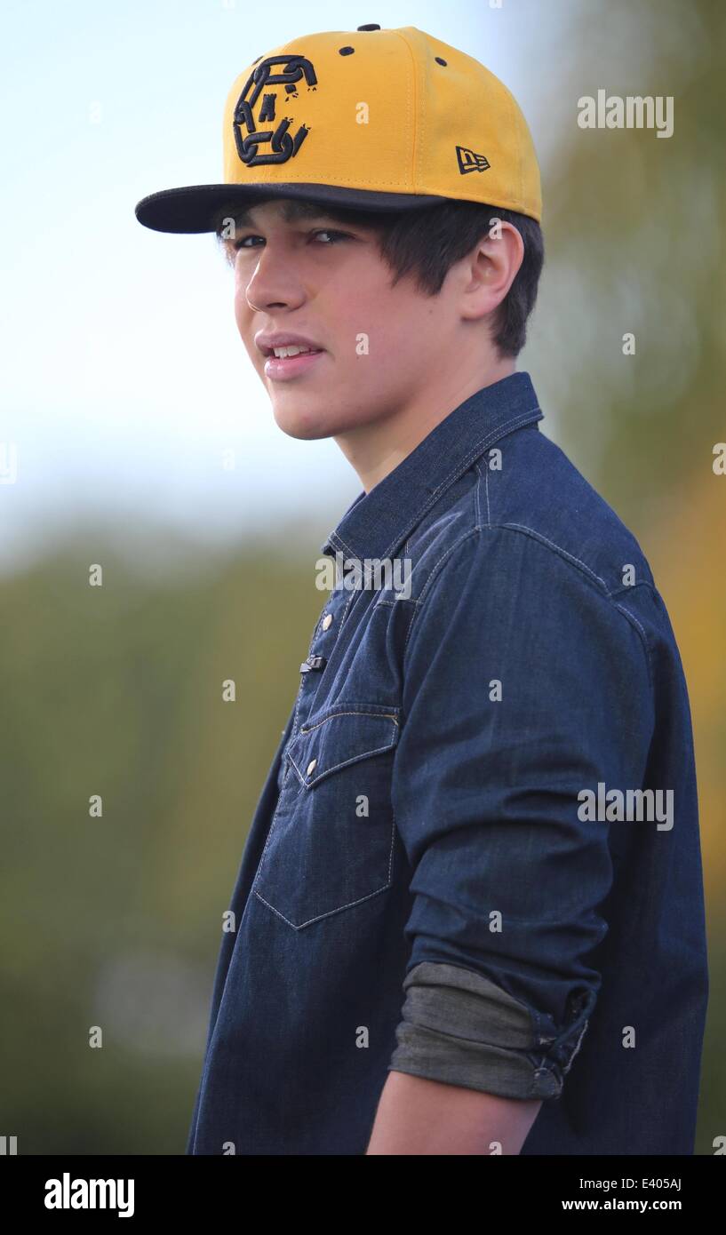 Austin Mahone appears on Extra at the Grove Featuring: Austin Mahone ...