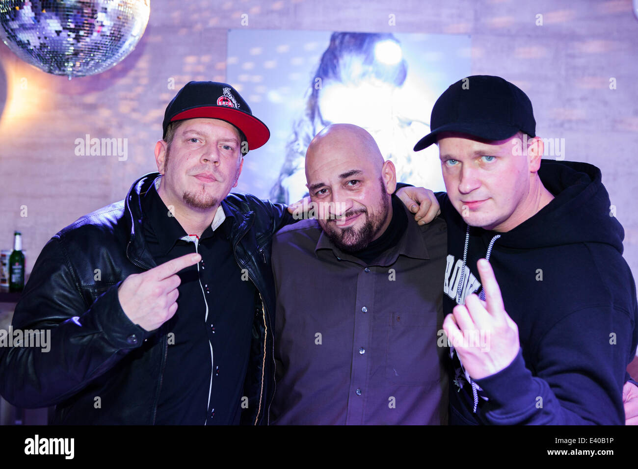 Actors of German TV series Verbotene Liebe and former contestants of ...