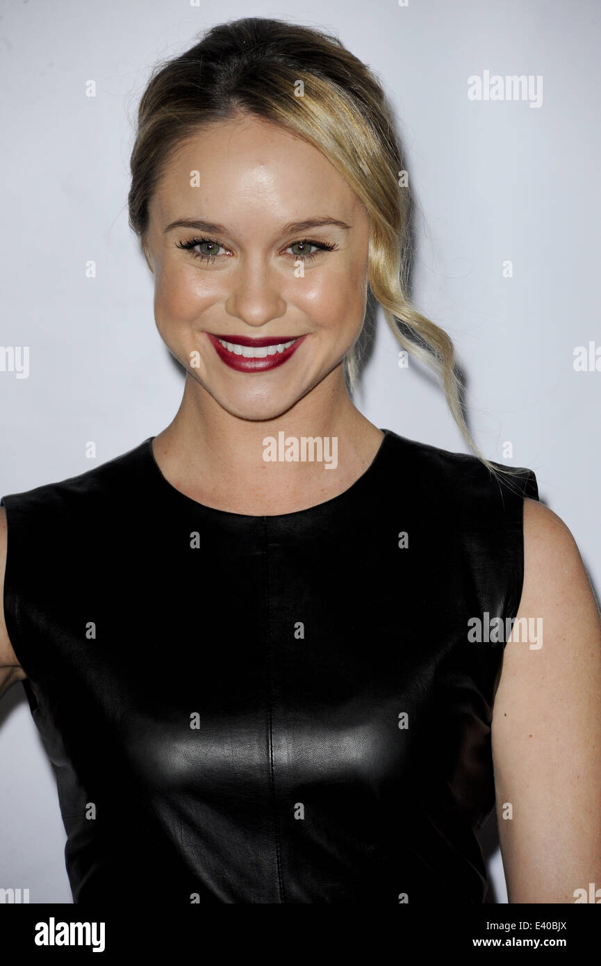 The TrevorLive Project's 15th Anniversary Featuring: Becca Tobin Where ...