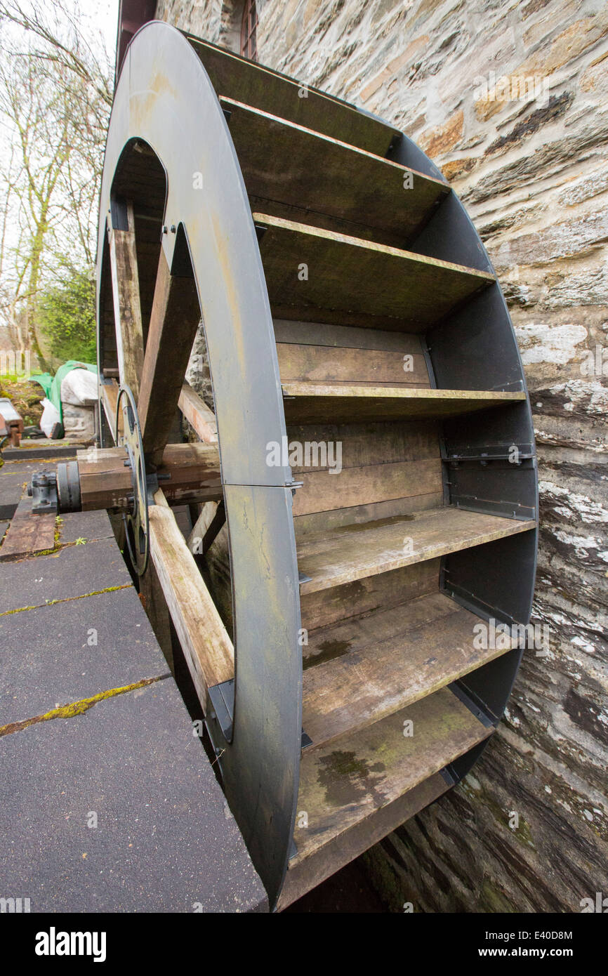 A water wheel on an old water mill in Killin, Scotland, UK Stock Photo ...