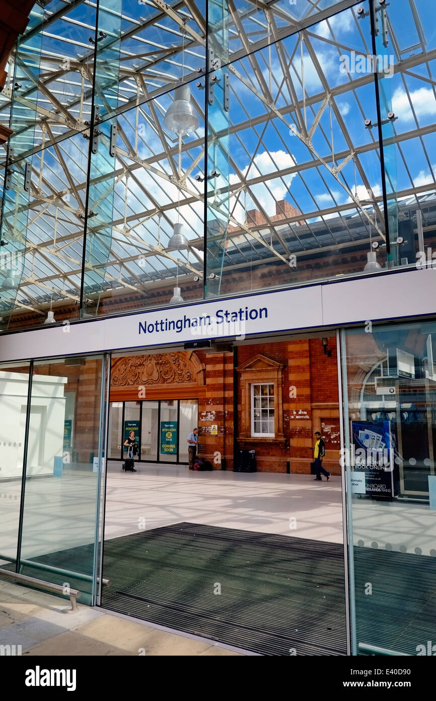Nottingham Railway station entrance England UK Stock Photo - Alamy