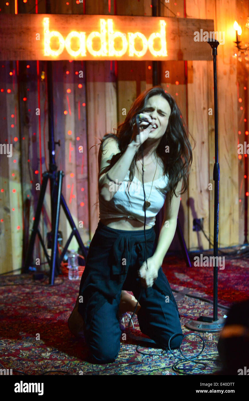 Chelsea Tyler performs live with BadBad at Stache Featuring: Chelsea ...