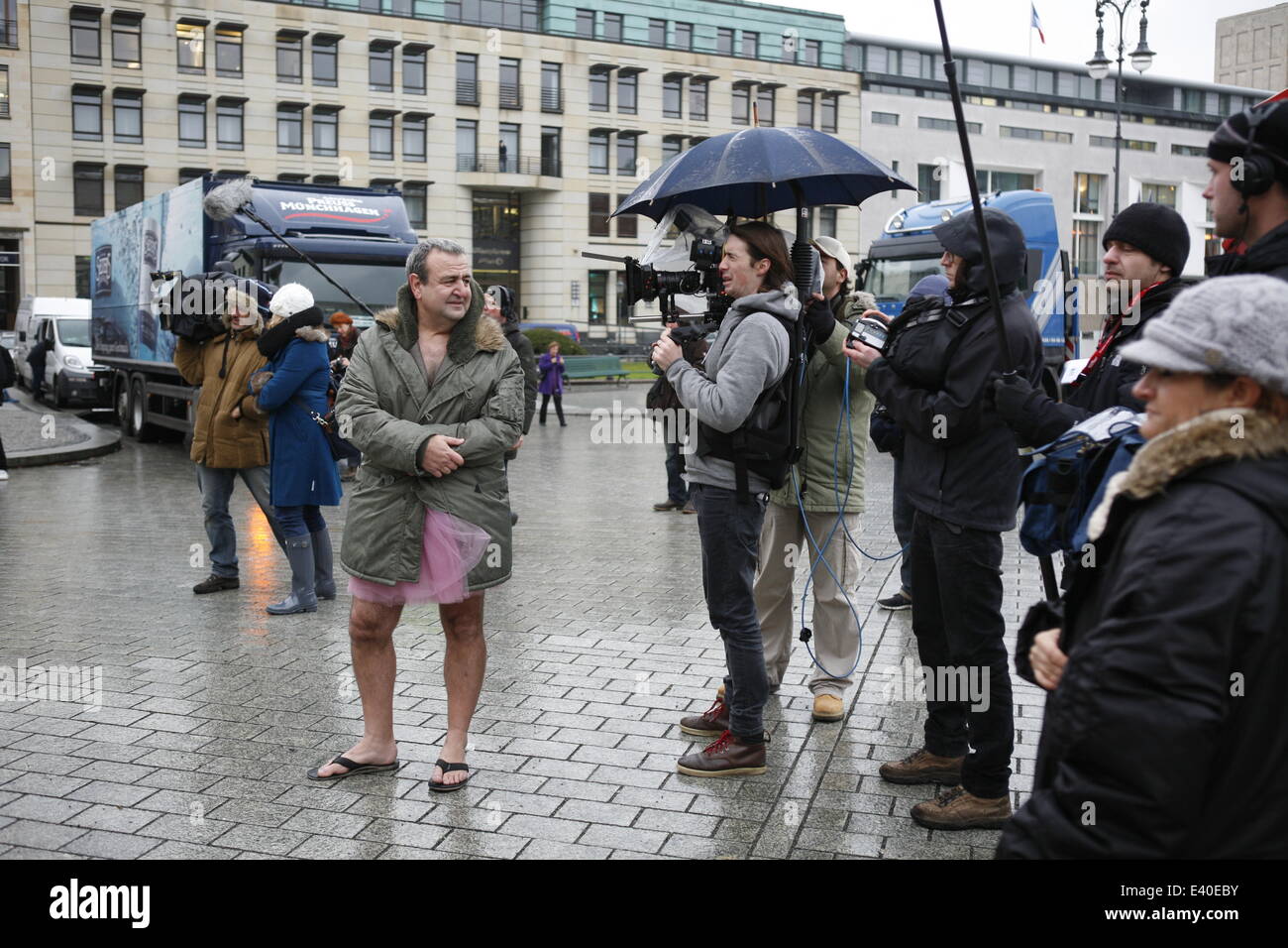 New Tutu-photo shooting at Brandenburger Tor with Bob and Linda Carey ...