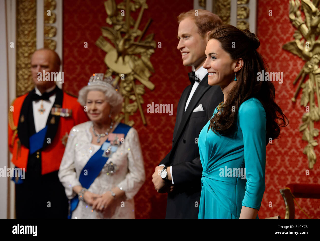The wax figures of William, Duke of Cambridge and Kate, Duchess of ...