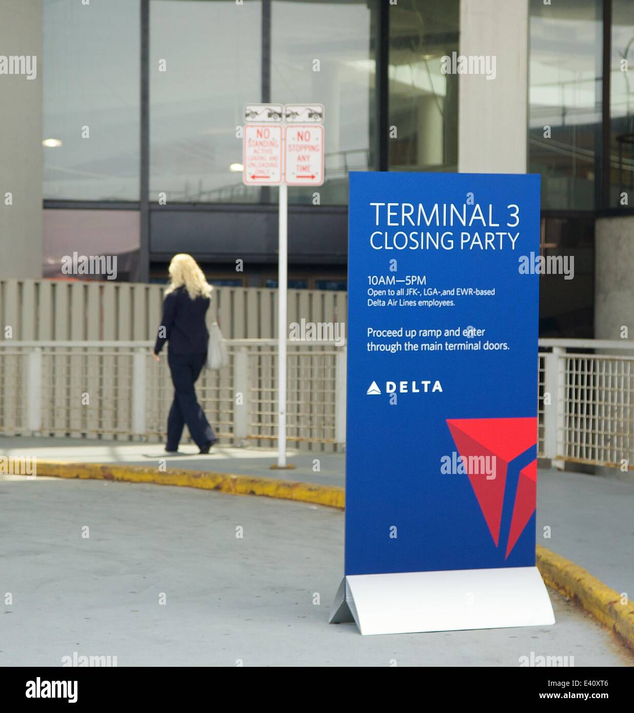 General view of The WorldPort Terminal 3 at JFK International Airport ...