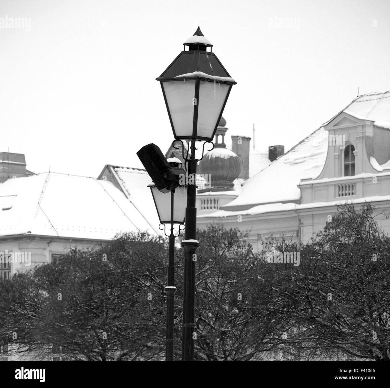 Old style street lighting Black and White Stock Photos & Images - Alamy
