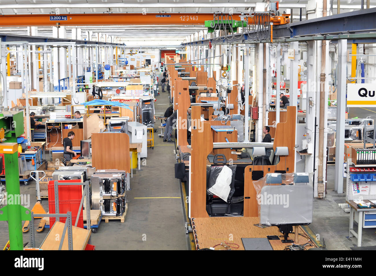Assembly line production of motorhomes in a factory Stock Photo - Alamy
