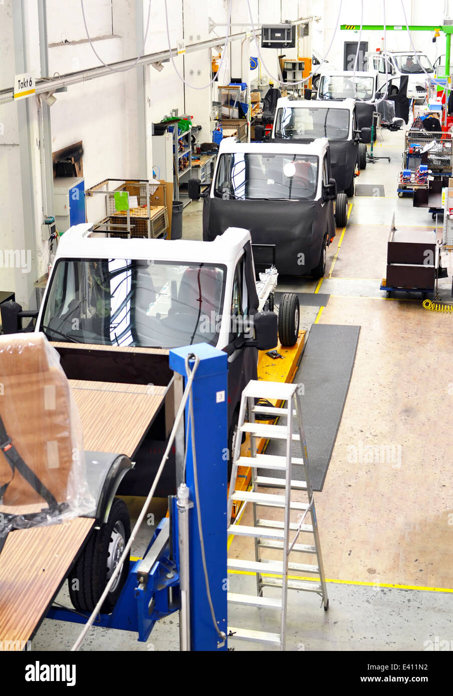 Assembly line production of motorhomes in a factory Stock Photo - Alamy