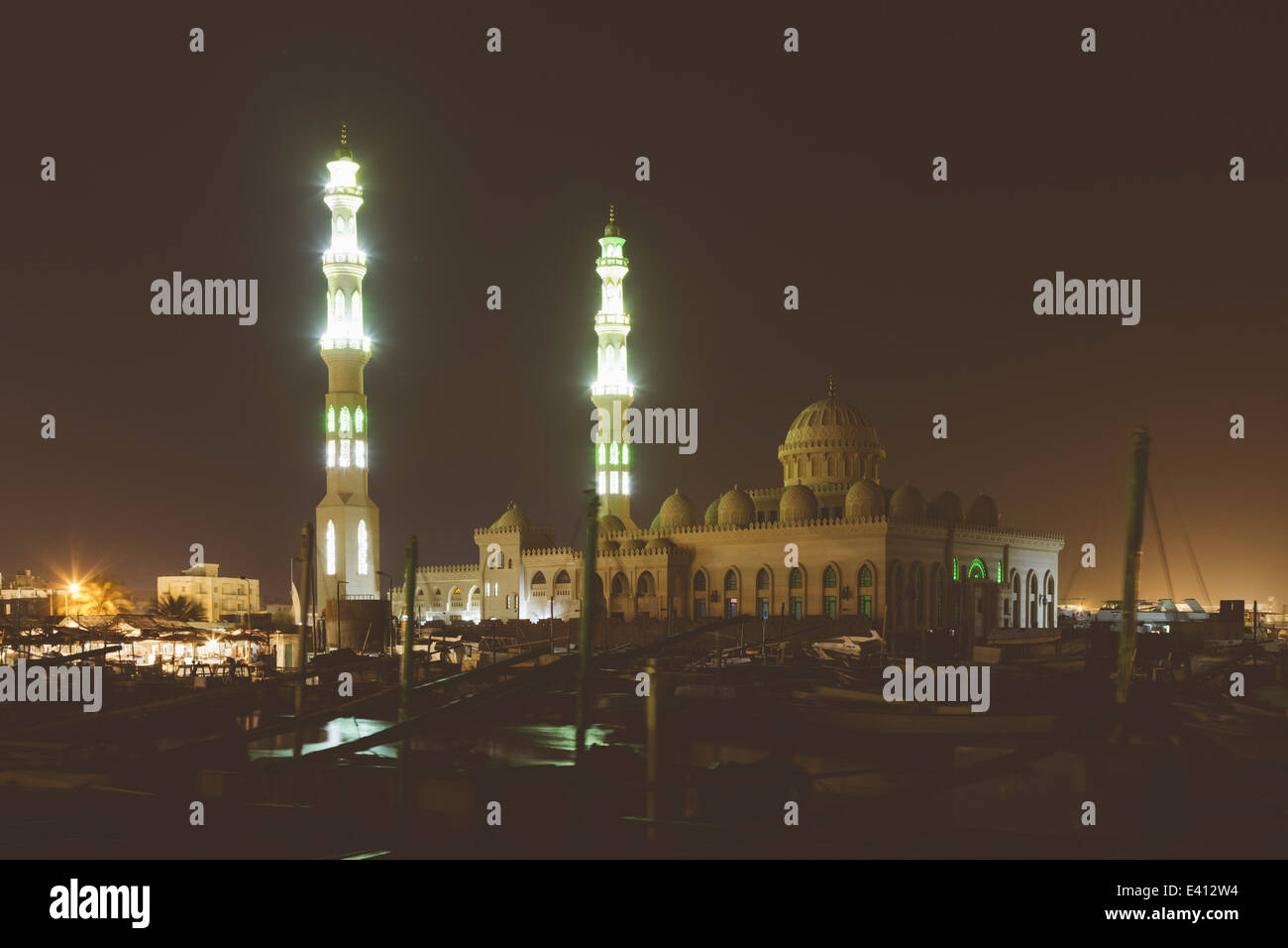 Hurghada el mina mosque hi-res stock photography and images - Alamy