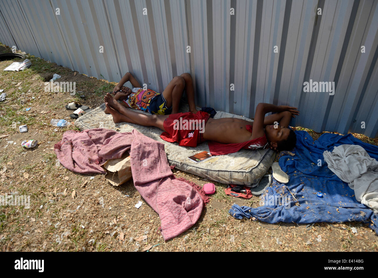 Brazil street children sleep hi-res stock photography and images - Alamy