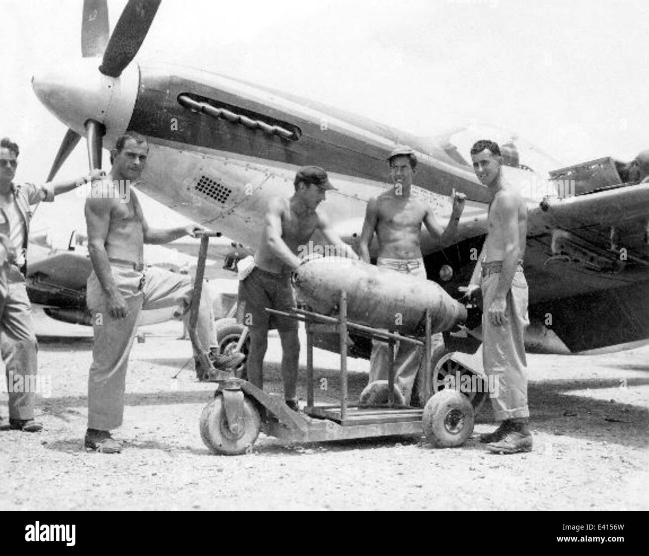 3 - Loading Bomb, P-51K Stock Photo - Alamy
