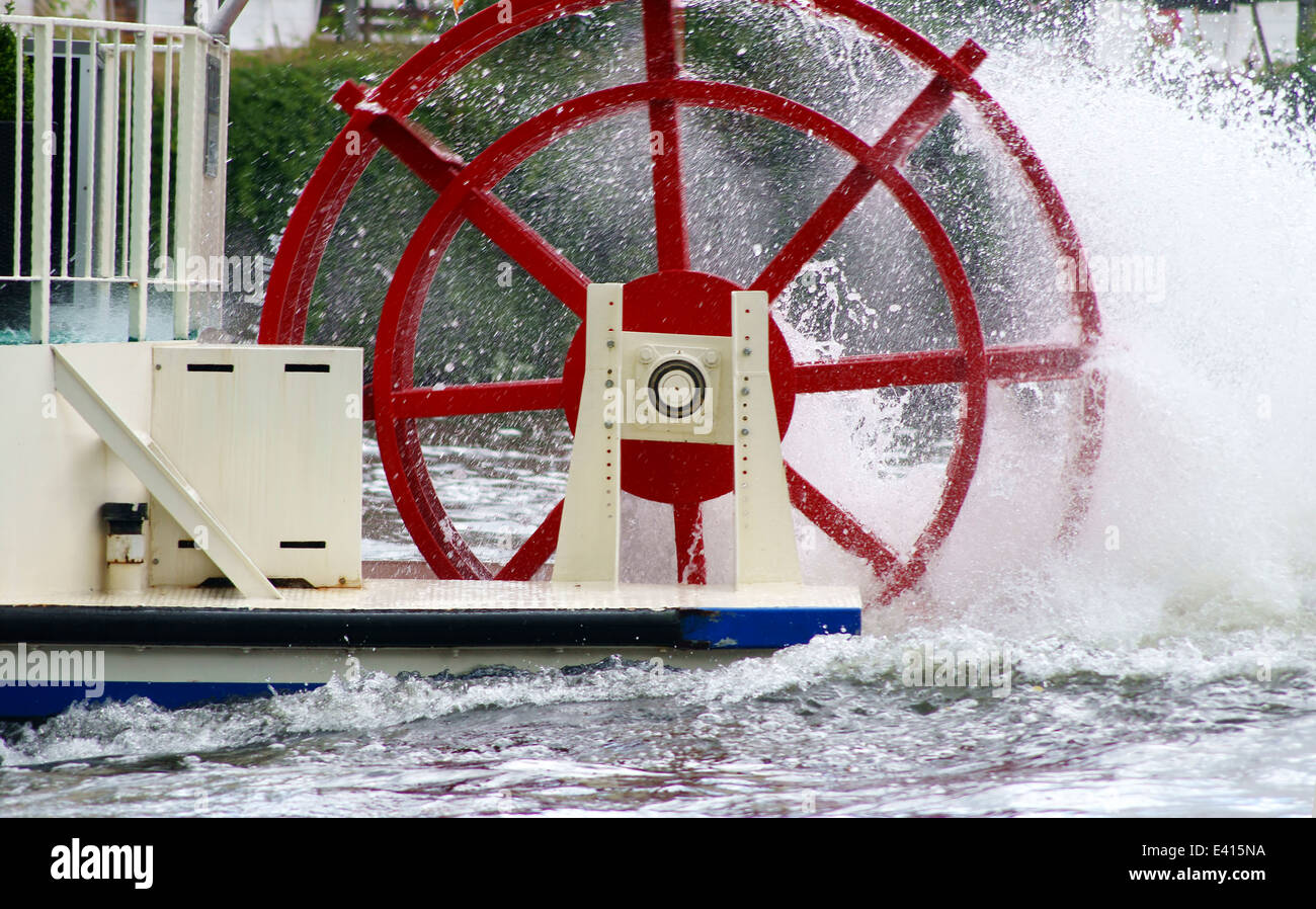Stern paddle wheel steamer hi-res stock photography and images - Alamy