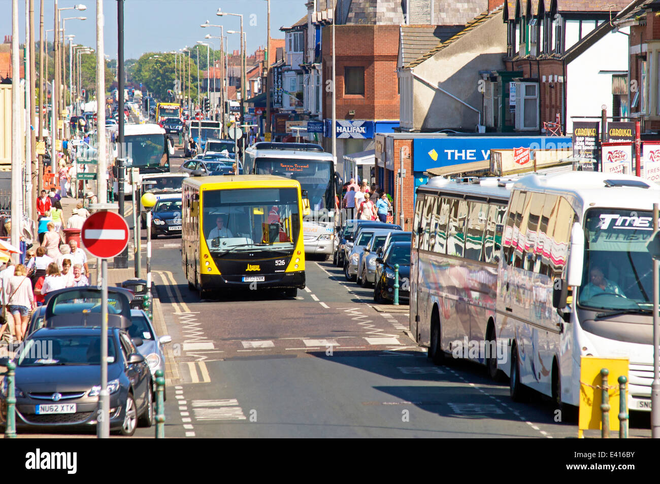 Busy victoria road shopping hi-res stock photography and images - Alamy