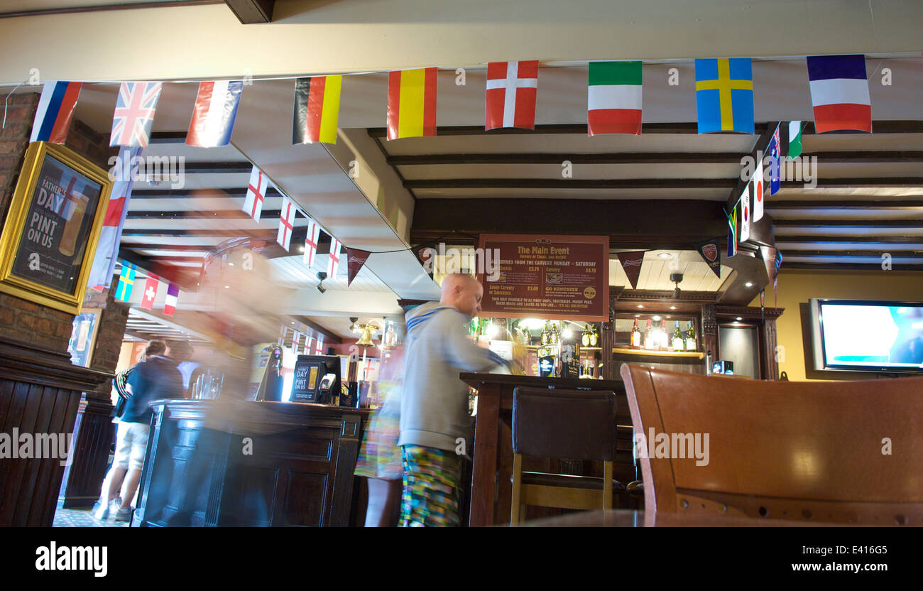 Interior of public house Stock Photo - Alamy