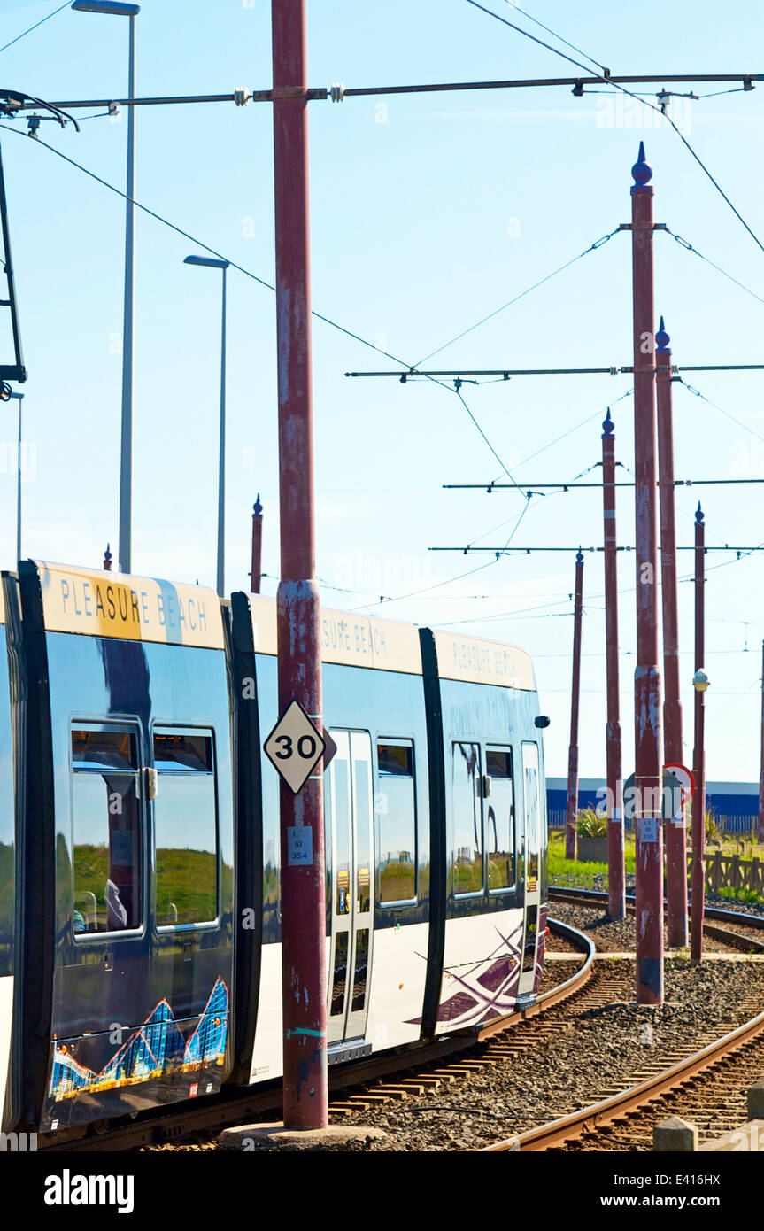 Blackpool tram negotiating tight bend on tram track Stock Photo - Alamy