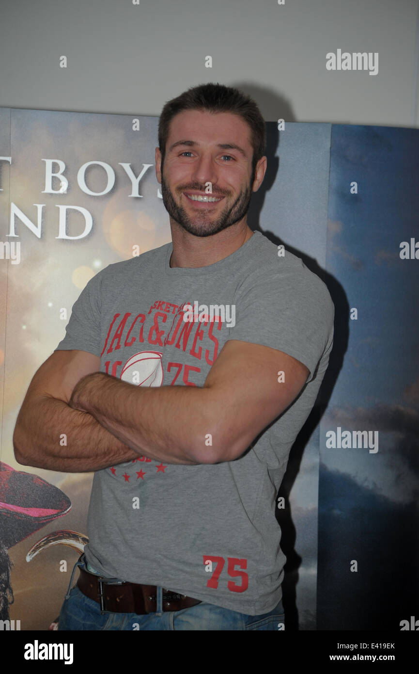 'Peter Pan - The Never Ending Story' opening night launch Featuring ...