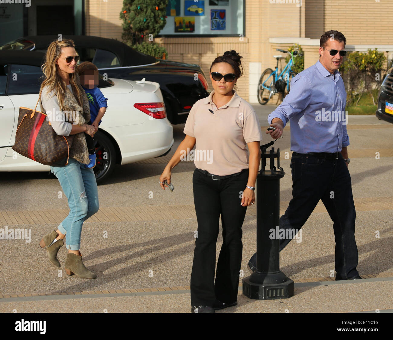 Molly Sims and her family Christmas shopping at Barney's Of New York ...